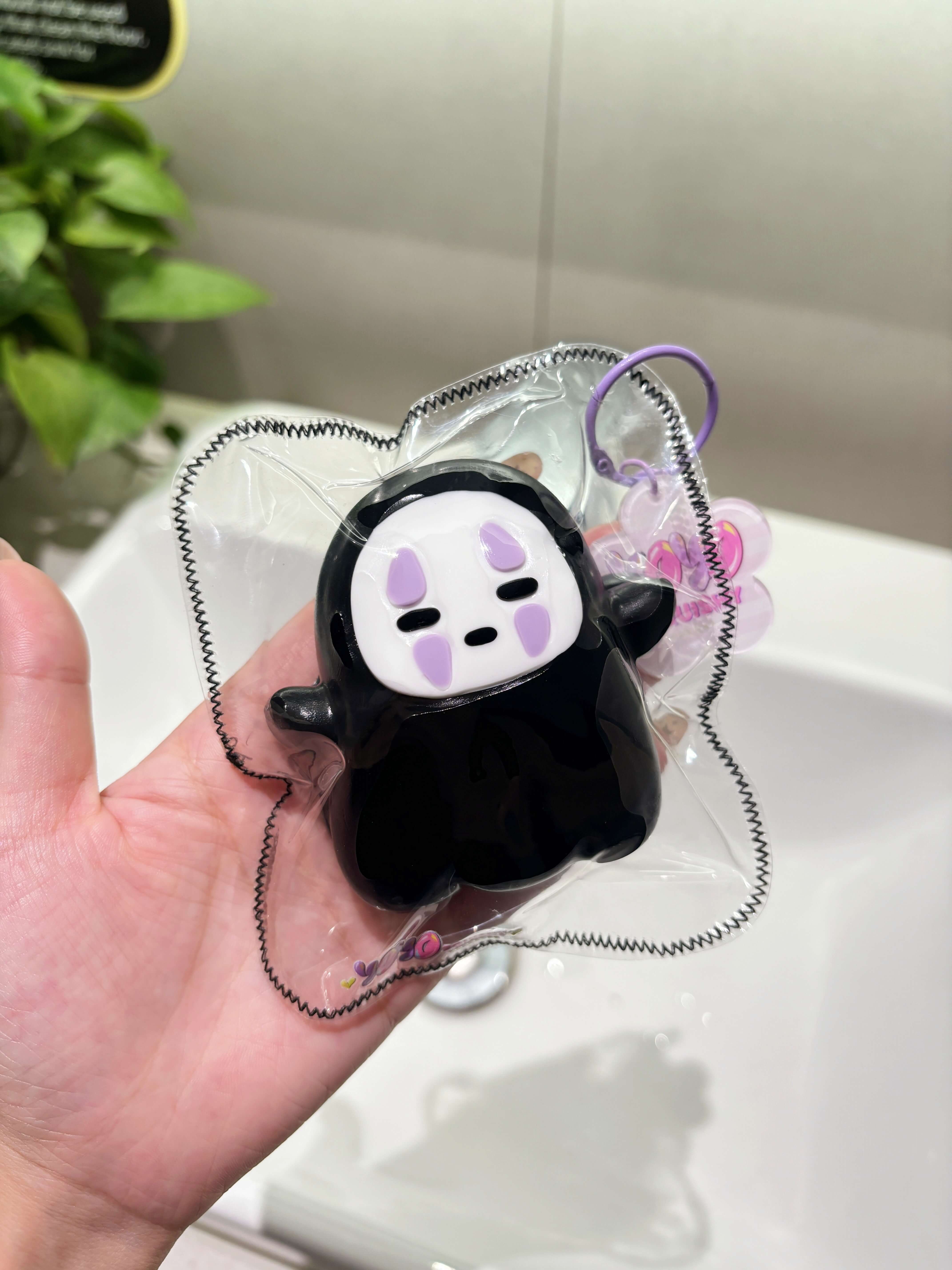 Faceless Ghost Taba Squishy Toy – yoyosquishy